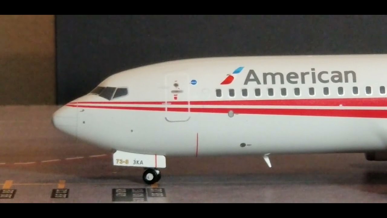 Gemini 200 American Airlines B737-800 (Heritage TWA Retro Livery Scheme ...