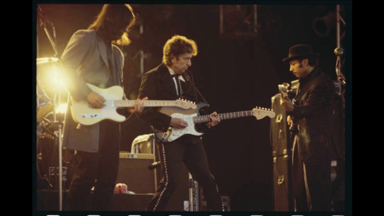 Bob Dylan - Señor (Tales Of Yankee Power) (St. John's 1997) - YouTube
