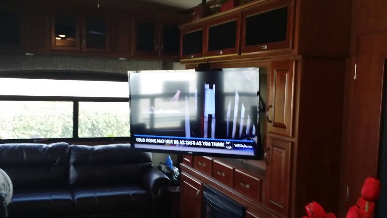 Getting situated in our new place. - YouTube