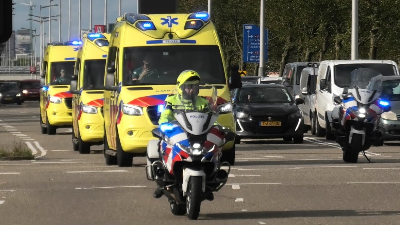 [VTB] Politie Motoren begeleiden ambulances vanaf aanrijding met tram ...