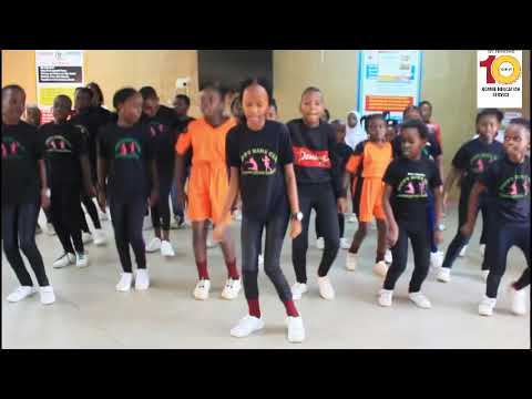 Happy Kids in Performance at Gombe Junior School - YouTube