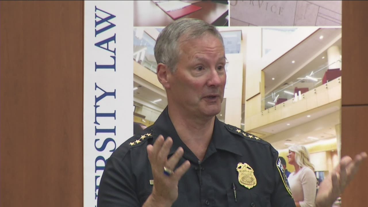 Milwaukee police chief talks gun control - YouTube