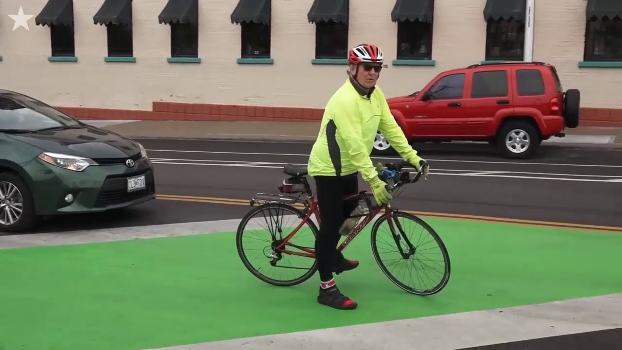 How to use the new green bike boxes at some Kansas City intersections ...