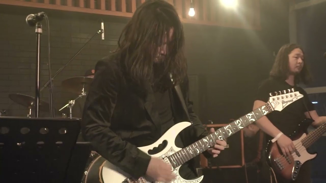 Batkhuu - Mind ( Bodol ) live - YouTube