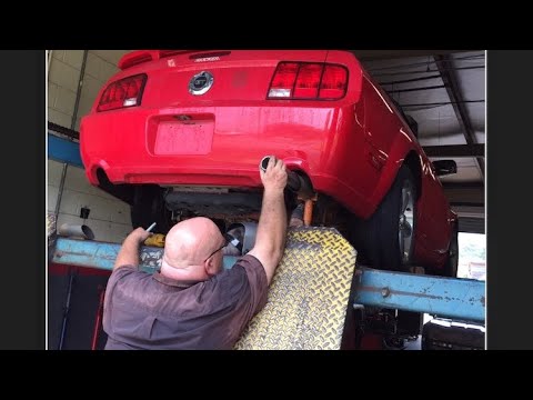 Mustang GT Glasspacks - YouTube