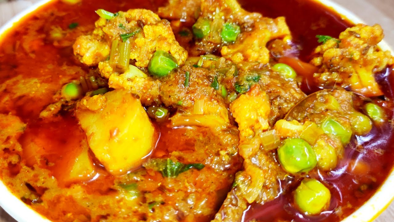आलू मटर गोभी की सब्जी। Aloo gobi matar recipe। Aloo matar gobi recipe ...