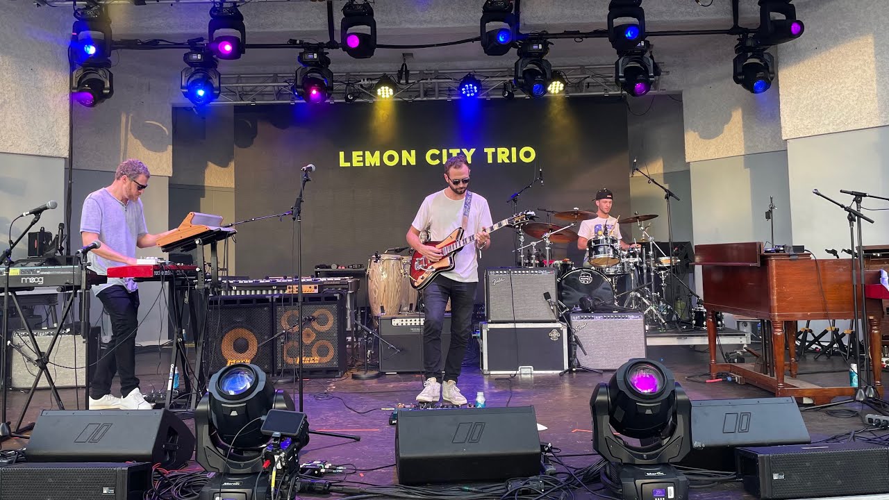 Lemon City Trio - OUTKAST COVER ‘PROTOTYPE’ - YouTube