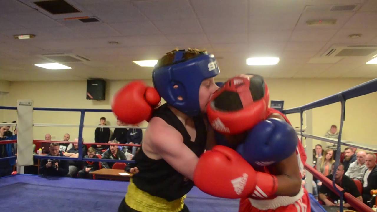 Wild Star Full Boxing show / Rushall Labour Club - YouTube