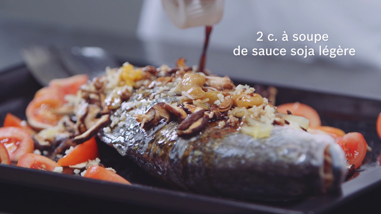BAR ENTIER A LA VAPEUR - Cooking with Bosch - YouTube