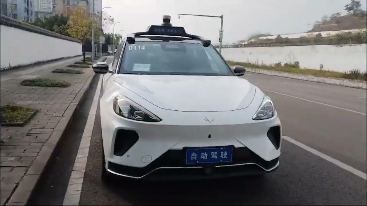 Experience China's Autonomous Taxi Service, Apollo Go/RoboTaxi in ChongQing - YouTube