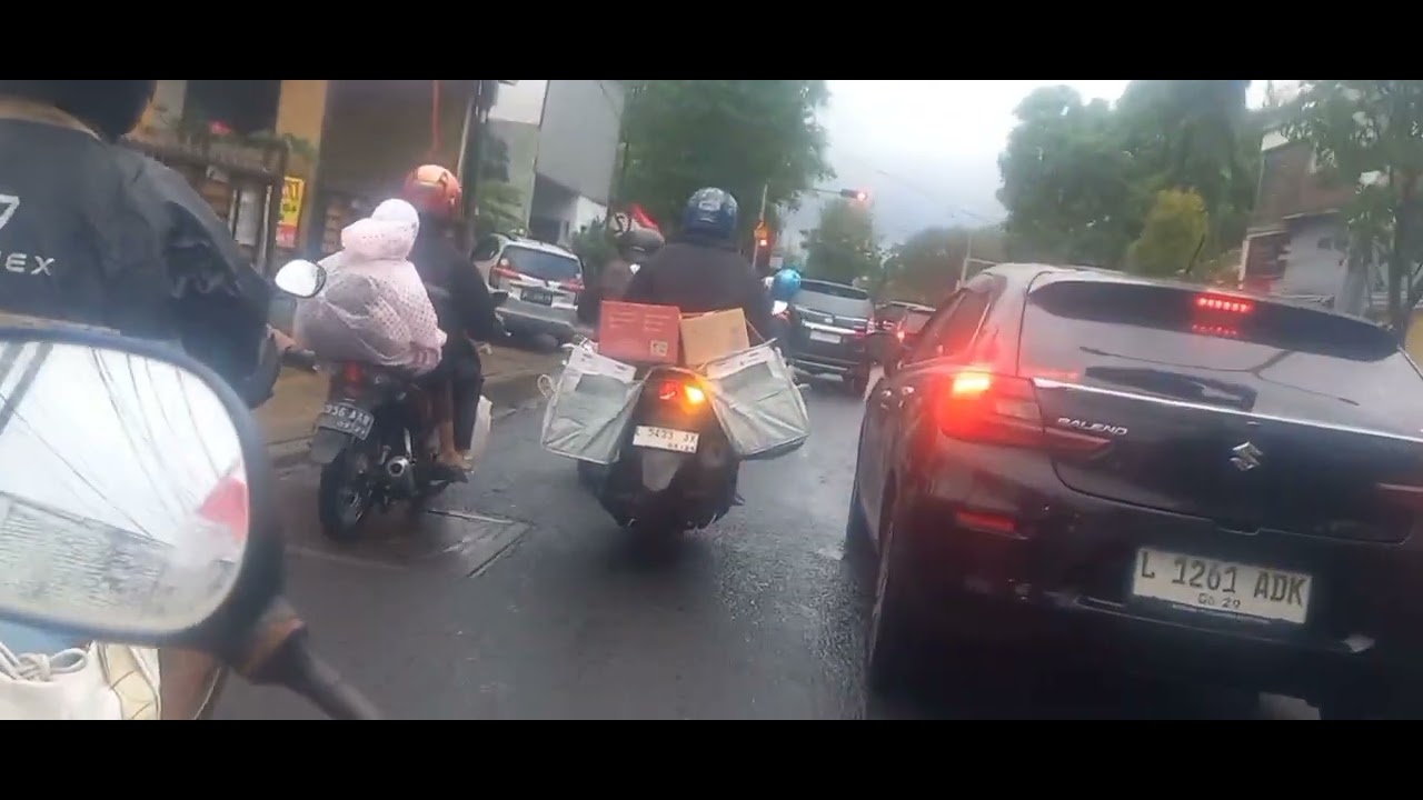 MENELUSURI JALAN SURABAYA PASAR MANYAR, KARANGMENJANGAN - YouTube