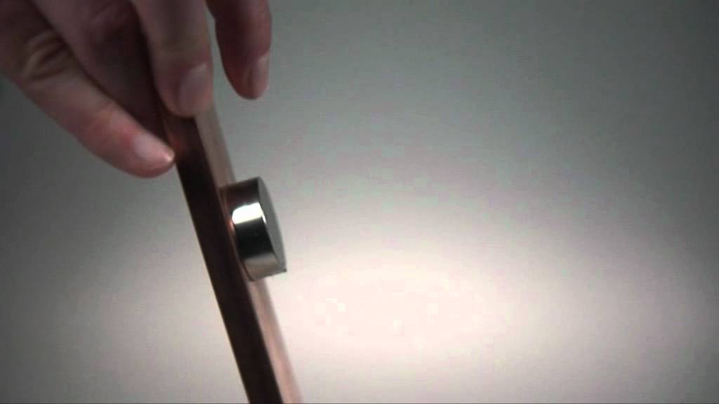 The sliding magnet - YouTube