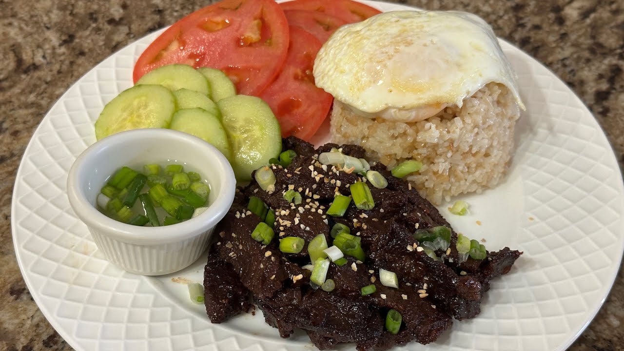 How to Cook the Best Filipino Beef Tapa | Homemade Tapsilog - YouTube