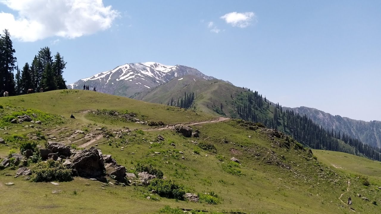 Siri Paye meadows Shogran photography | Makra Peak at Himalayas ...