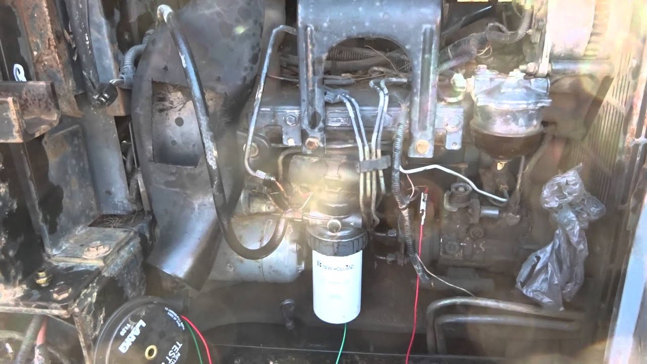 New Holland TS110 - YouTube