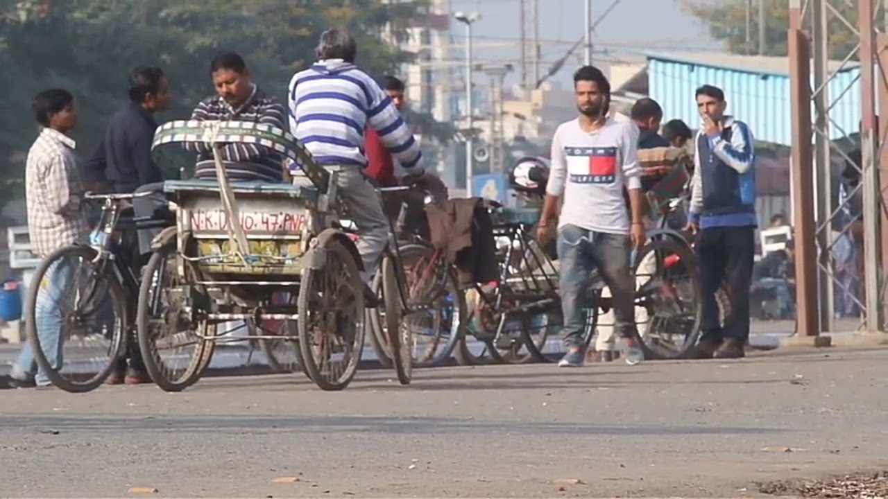 RICKSHAW And AUTO funny prank video - YouTube