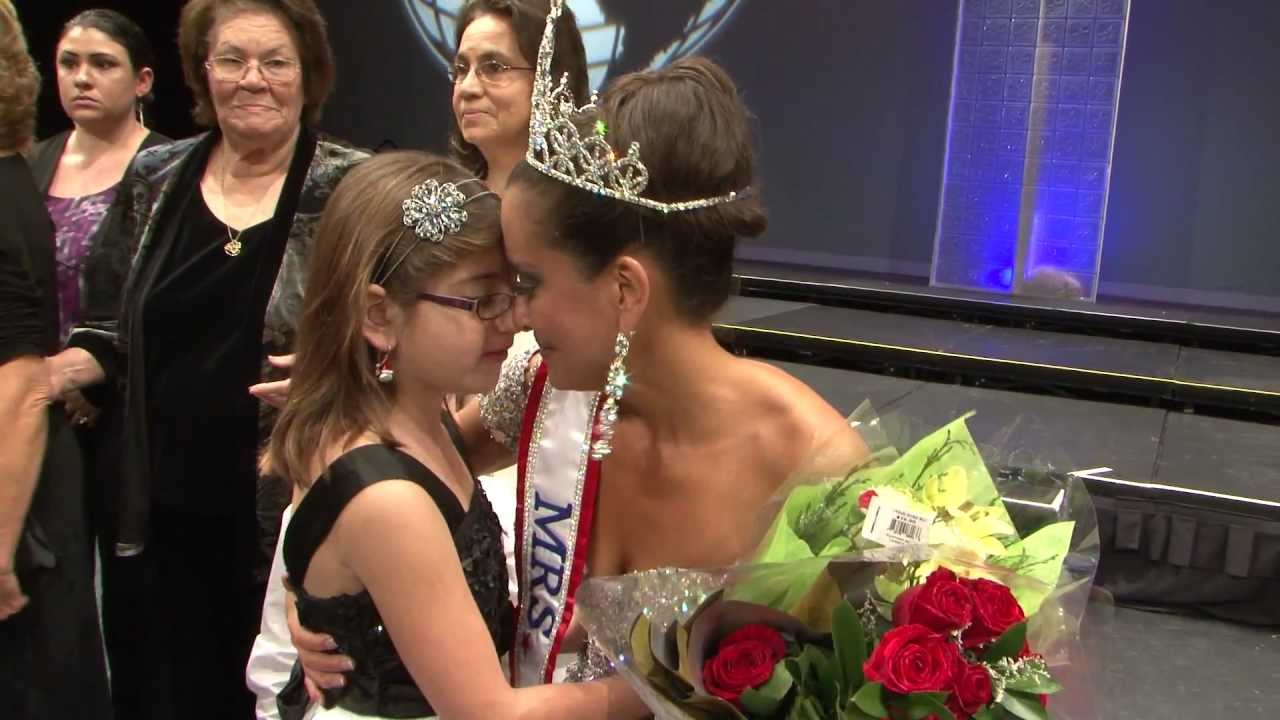 Mrs. World-2011 The Winner is...... - YouTube