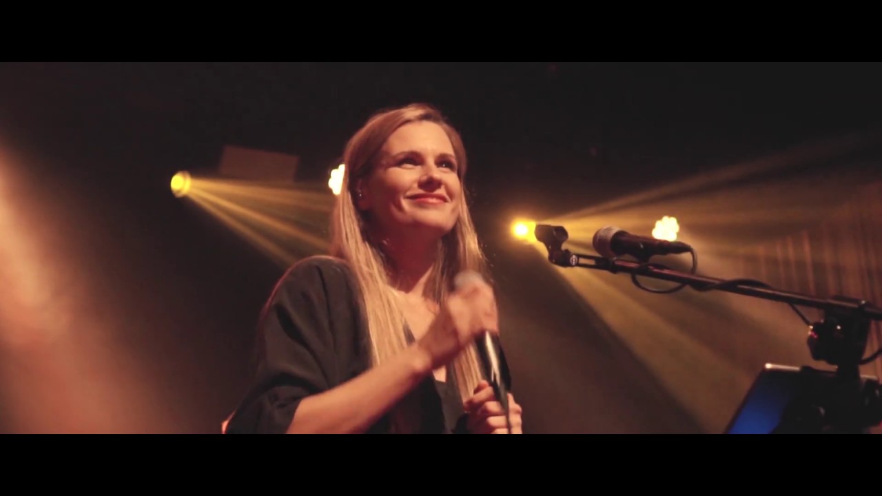 MIKROMUSIC - Leć, uciekaj (Mikromusic w Starym Maneżu - Official Live ...