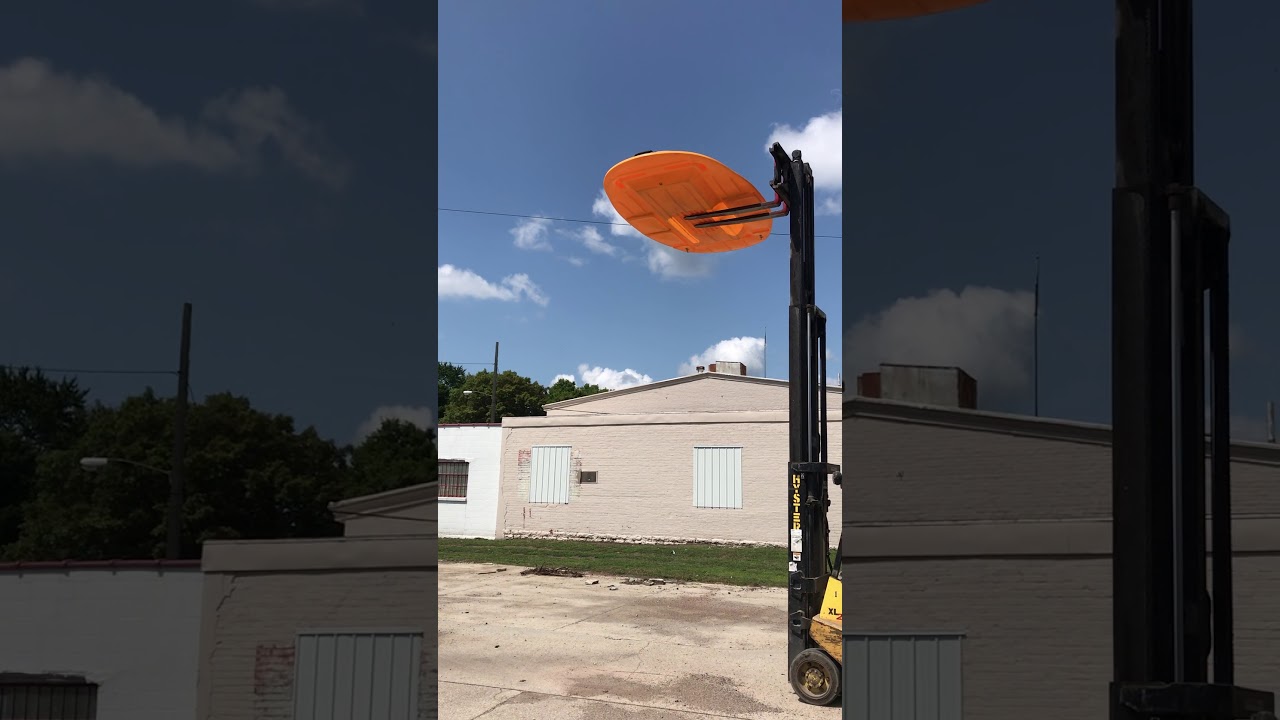 Nxt Gen UFO Layout Boat Flying High - YouTube