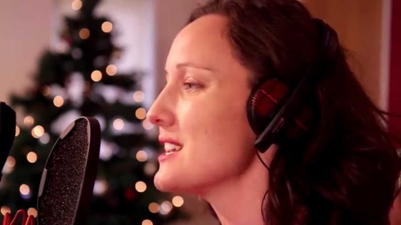 Kate O' Callaghan - The Holly and The Ivy (Official Music Video) - YouTube
