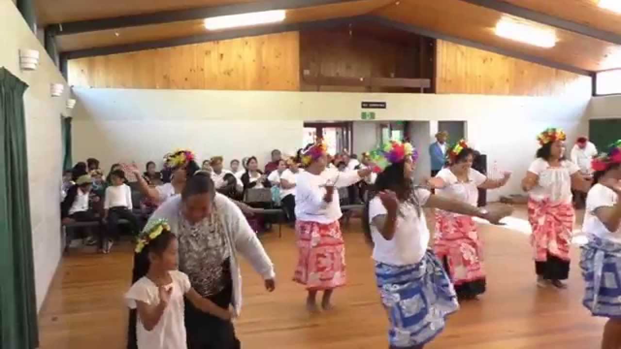 Kiribati Dance-KUC Wellington,Ararata 2015 - YouTube