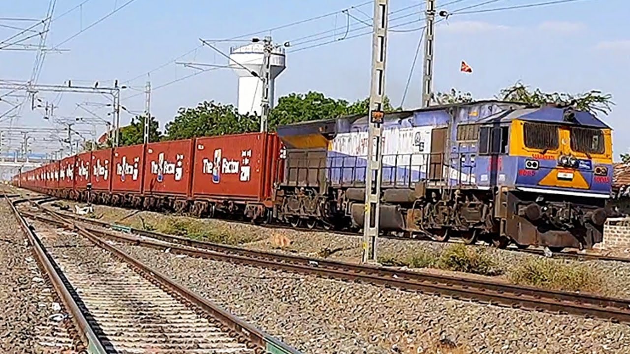 Purple giant WDG5 - BHEEM hauling blc wagon rake & WDG4G pulling flat ...