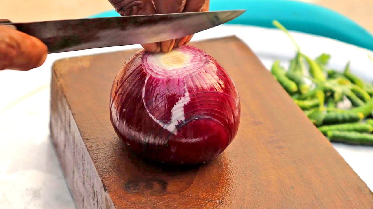 Dhakaiya Fuchka King with Amazing Knife Skills | Bangladeshi Street ...