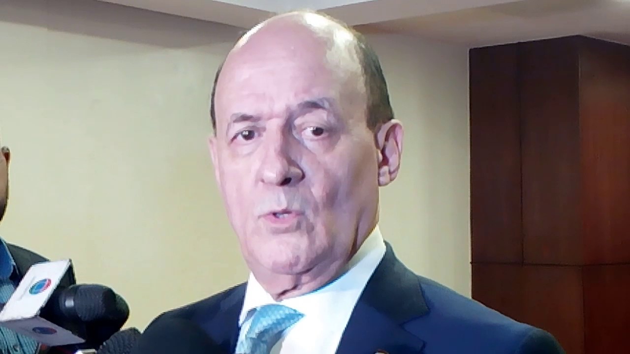 Prim Pujals dice se debe investigar a todos caso de Odebrecht - YouTube