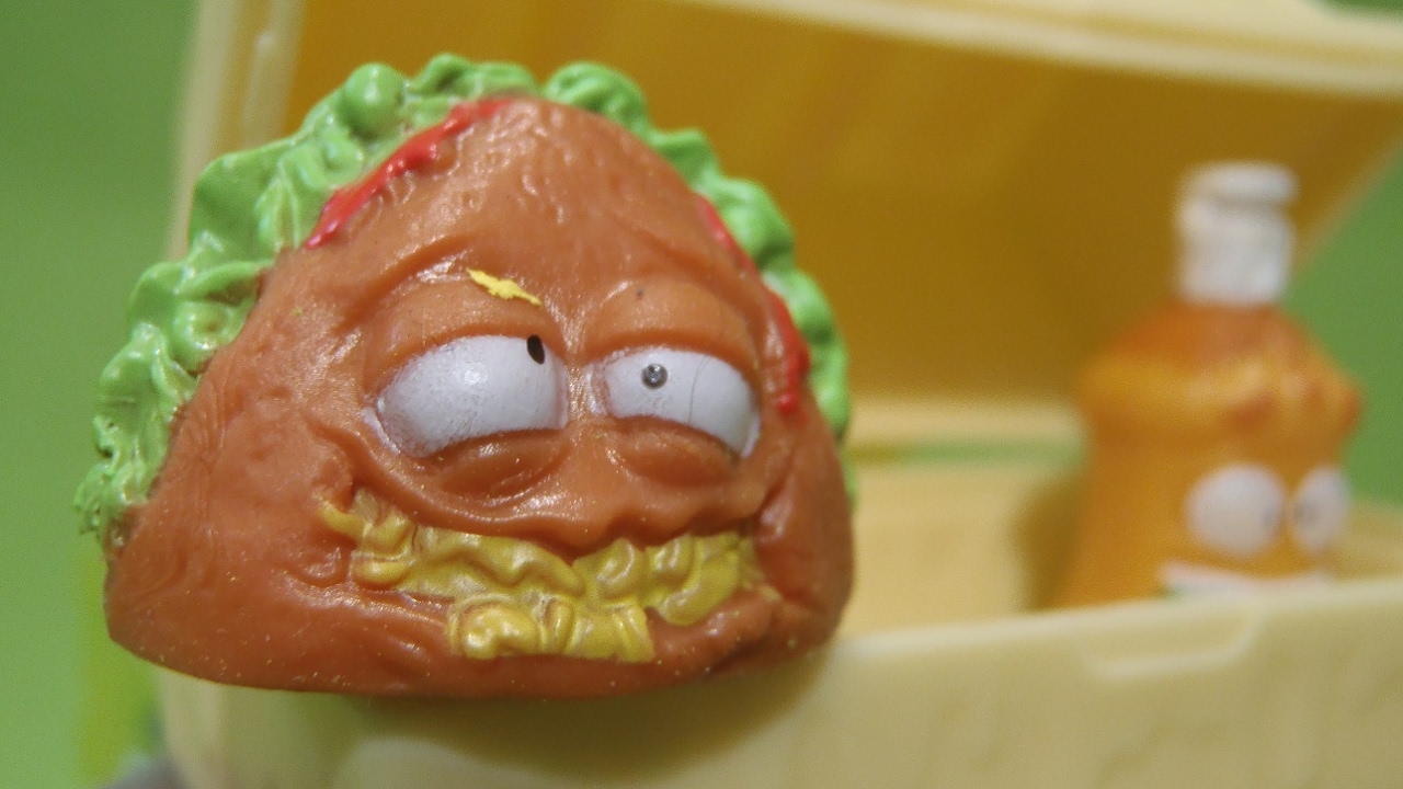 The Grossery Gang YUCK BAR from FLAIR - YouTube