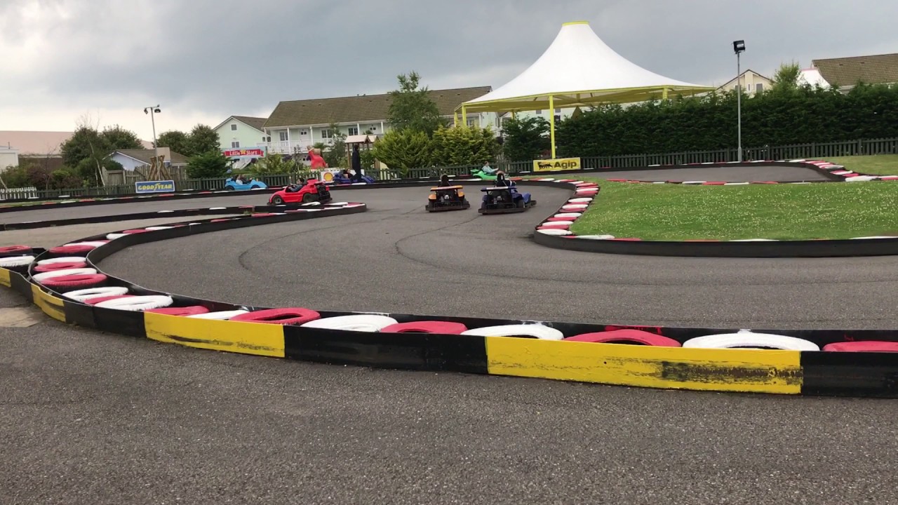 Go carting - YouTube