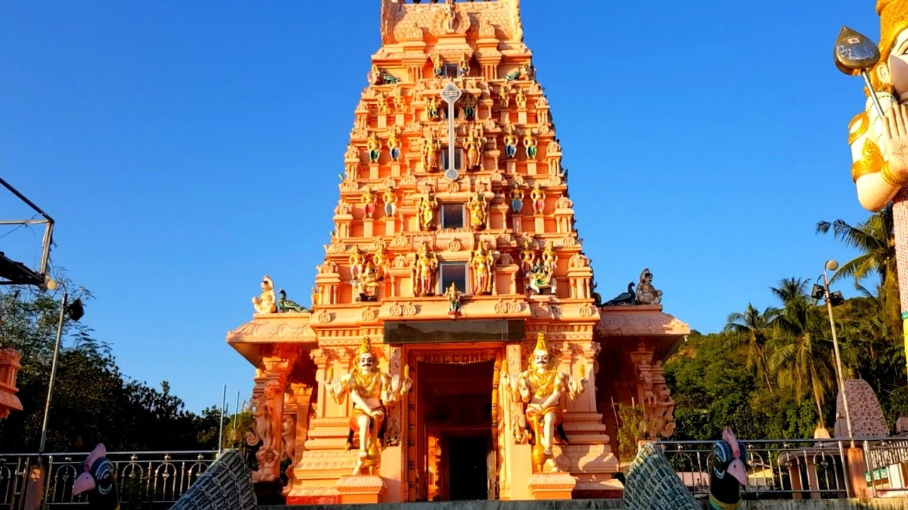 My first Hindu Temple. - YouTube