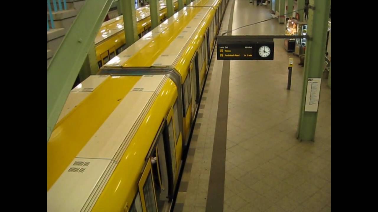 Berlin U-Bahn: U5 Alexanderplatz - YouTube