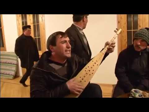Аварская песня на пандуре Абдула Магомедчиев.
