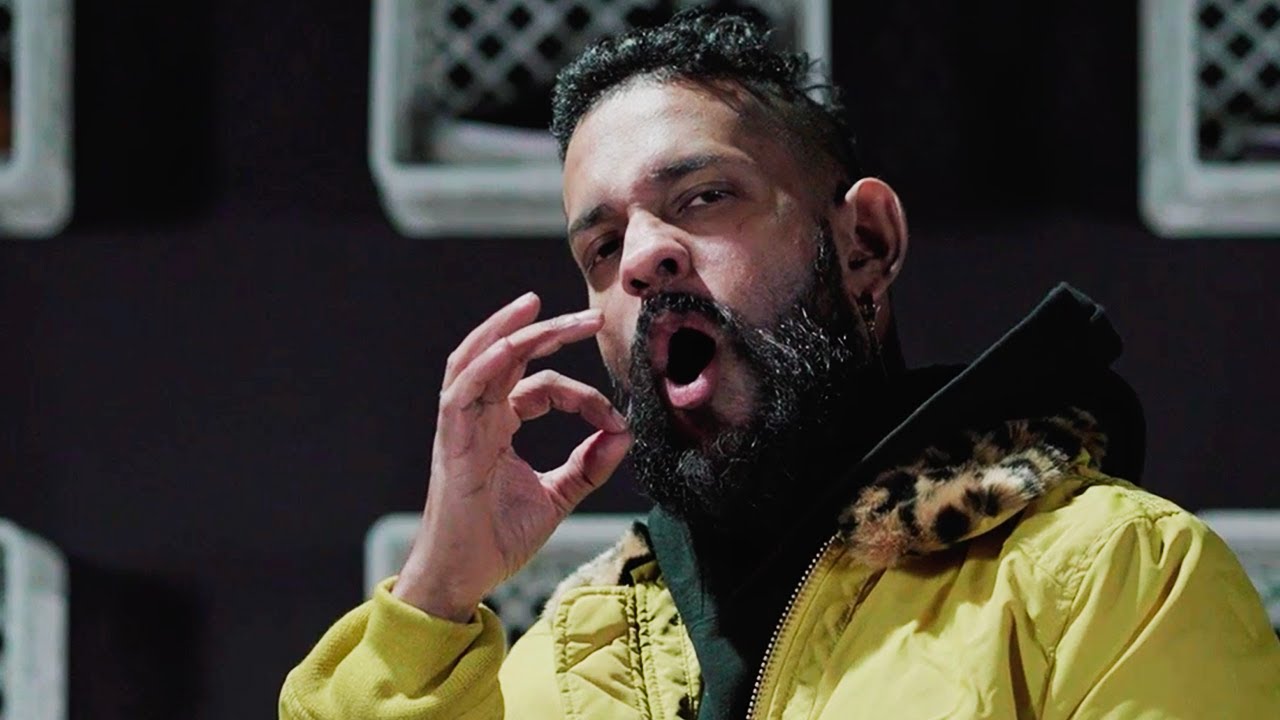 KAMAJ - Thanamalvila Kollek (Official Music Video) - YouTube