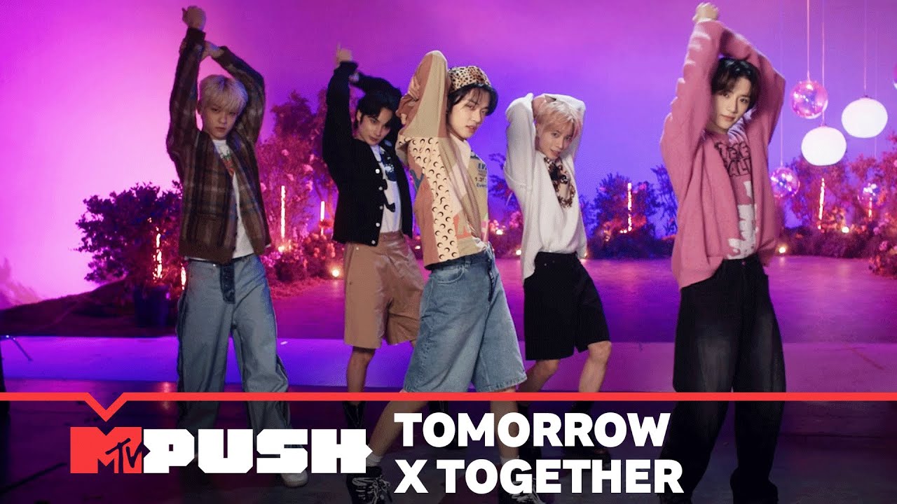 TXT Teaches Us How To Dance 🕺 | MTV PUSH - YouTube