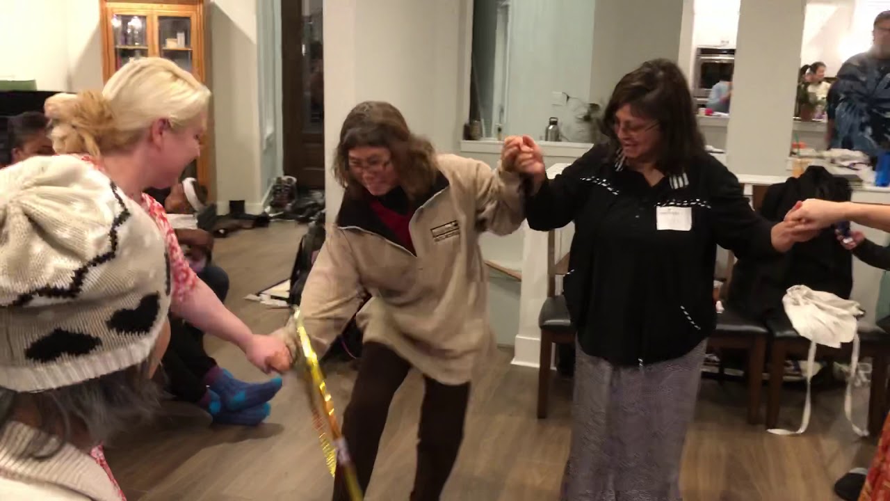 Hula hoop pass - YouTube