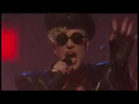 Haffi Haff - Buried alive (live @ logi í beinni 2010) - YouTube