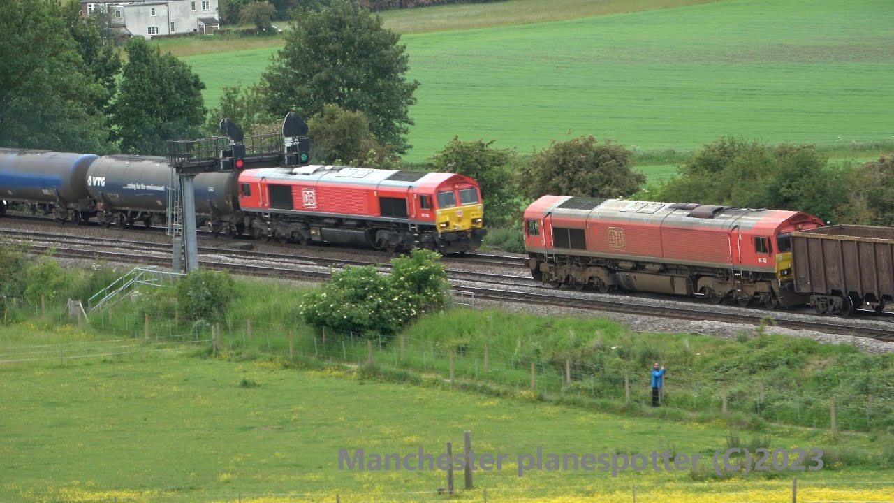 (4K) Train Spotting Around Barnetby With Newly Painted DB Class 66190 ...