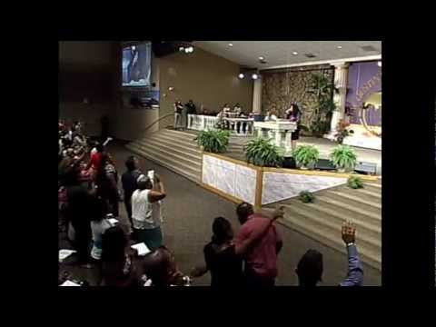 Prophetess Kelly Crews preaching for Dr. Zachery Tims 7/28/2011 - YouTube
