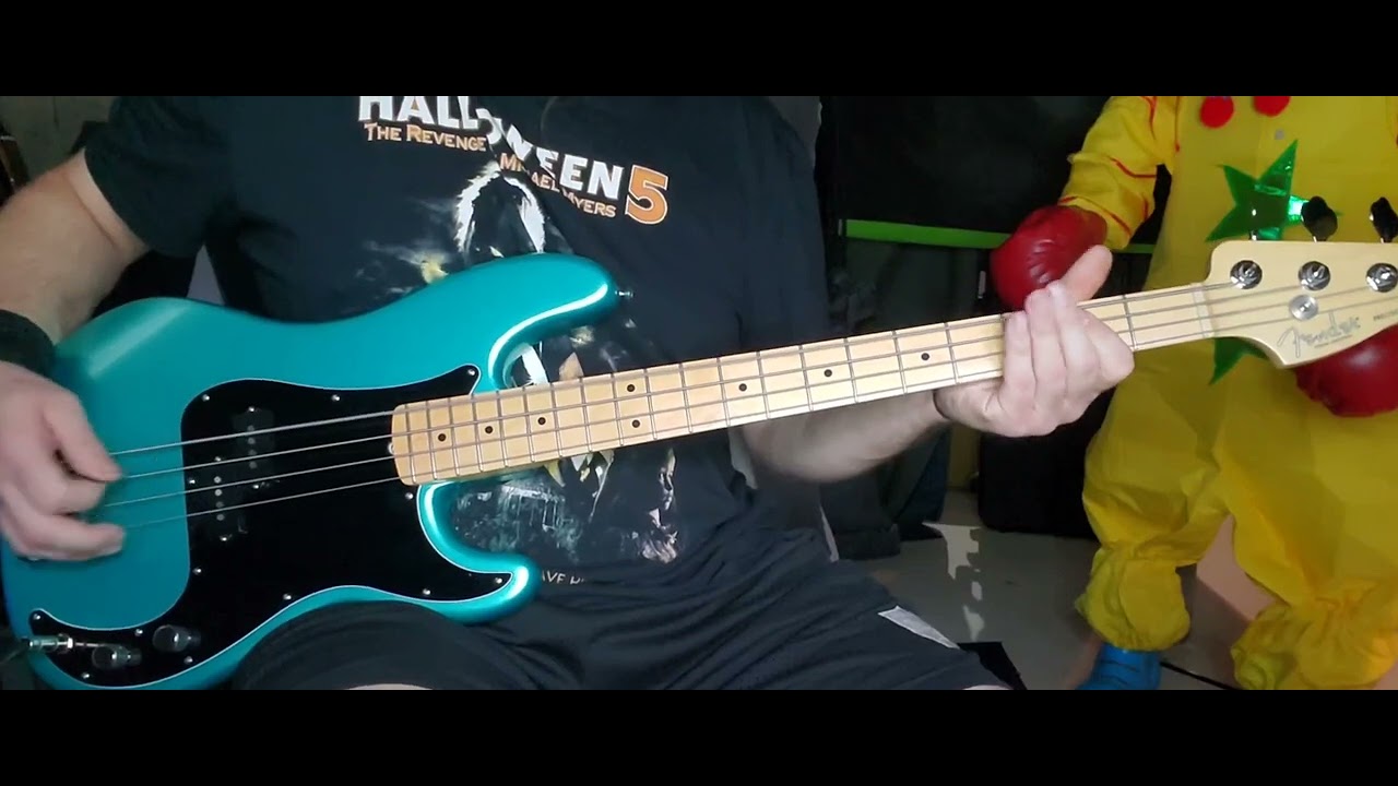 Alkaline Trio -- Stupid Kid bass cover / play along - YouTube