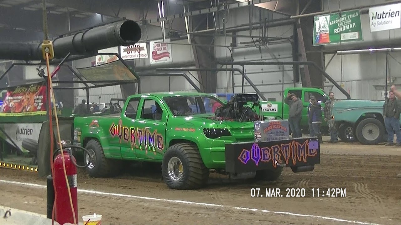 SMFWD TRUCKS AT THE ANGRY FARMER TRUCK AND TRACTOR PULL EATON, OHIO MAR ...