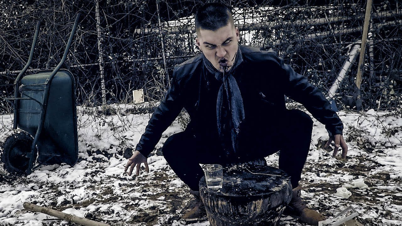 GREEK DEATHCORE - ΦΑΓΩΜΕΝΟ ΠΑΡΕΛΘΟΝ || Dr HELL - YouTube