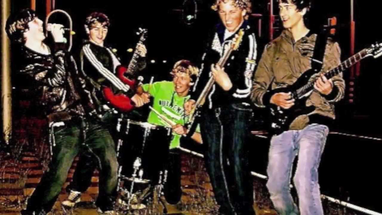 Footloose Industries - Where's my mind - YouTube