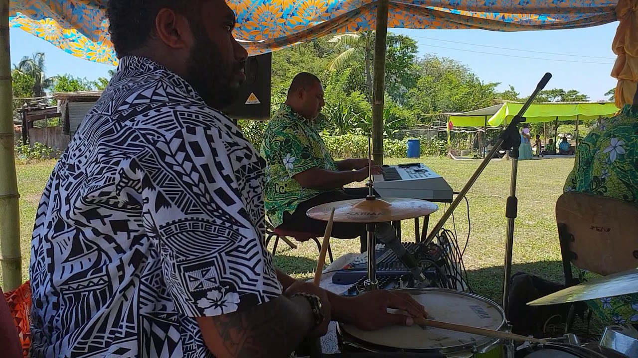 Akafa Family Gospel - E Mai Lia Tamata (Live) - YouTube Music