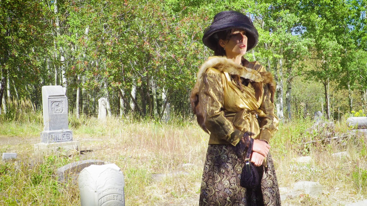 Harriet Truscott, RIP at the Glenwood Cemetery, portrayed by Christie ...