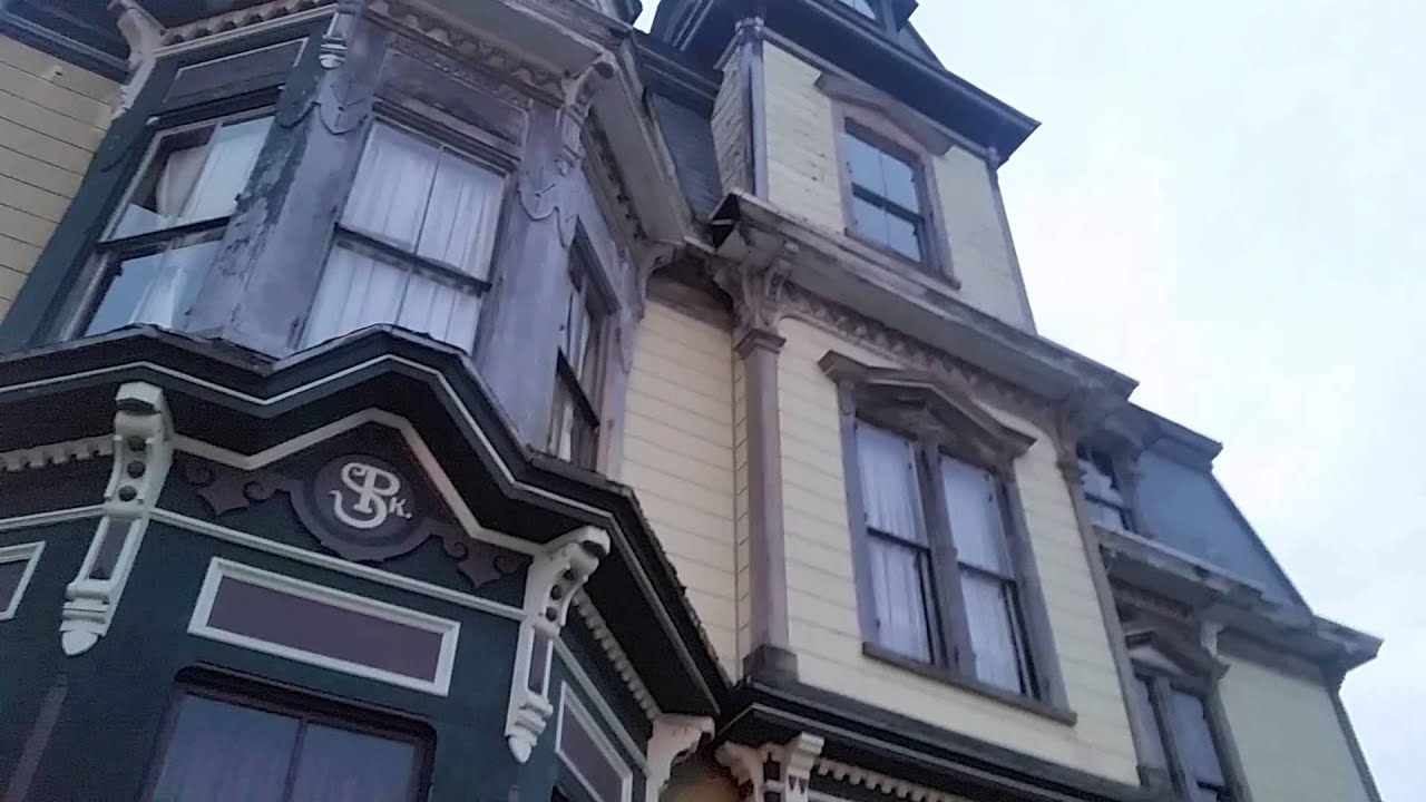 Haunted Harold Vlog - Harold's VERY FIRST Public Appearance! - YouTube