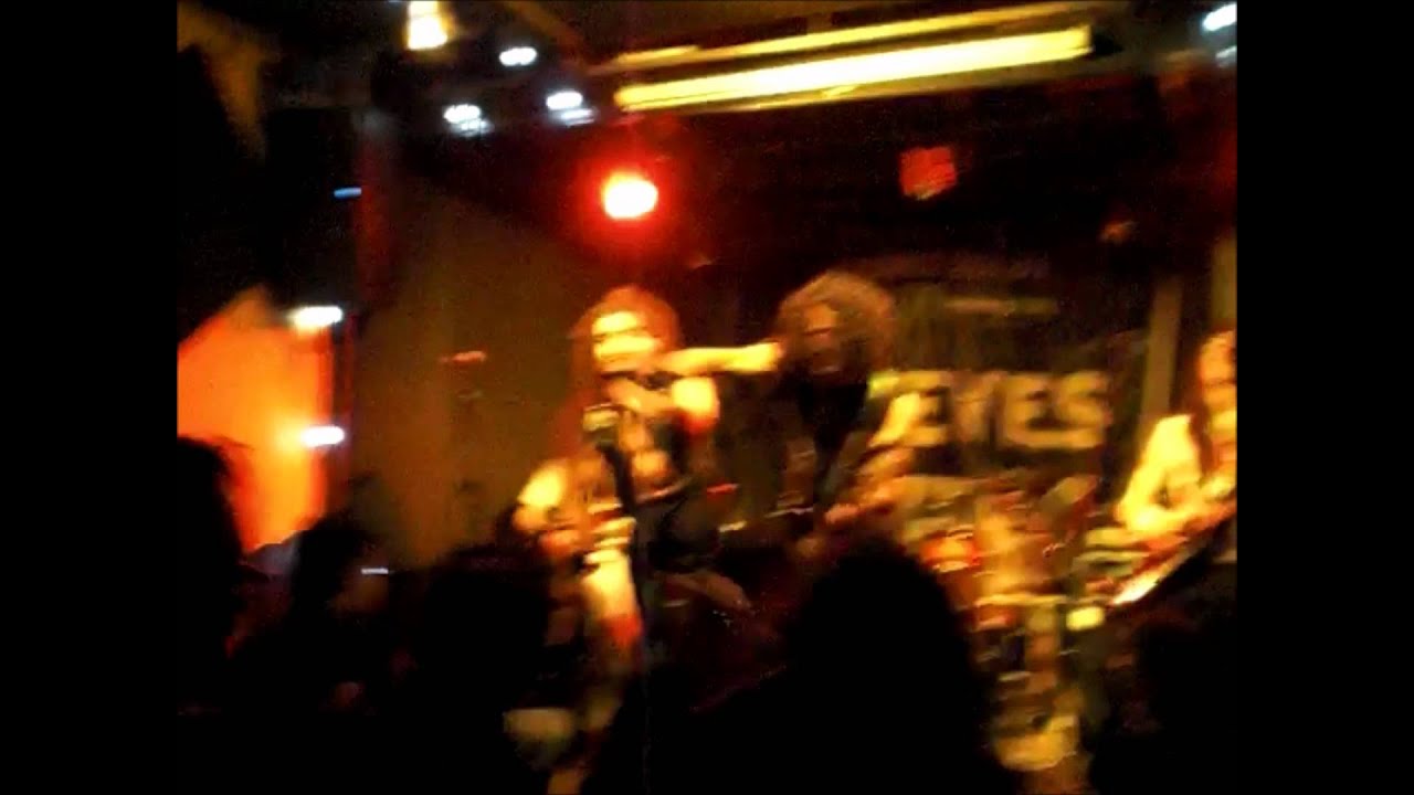 CRISIX live in Sala Audio Rock : Brutal Gadget and more. - YouTube