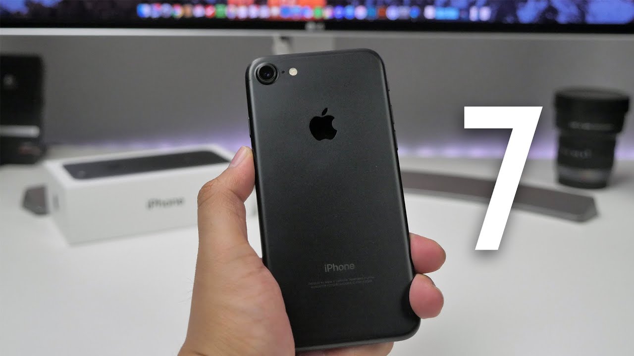 iPhone 7 Unboxing | Hands on First Impression - YouTube