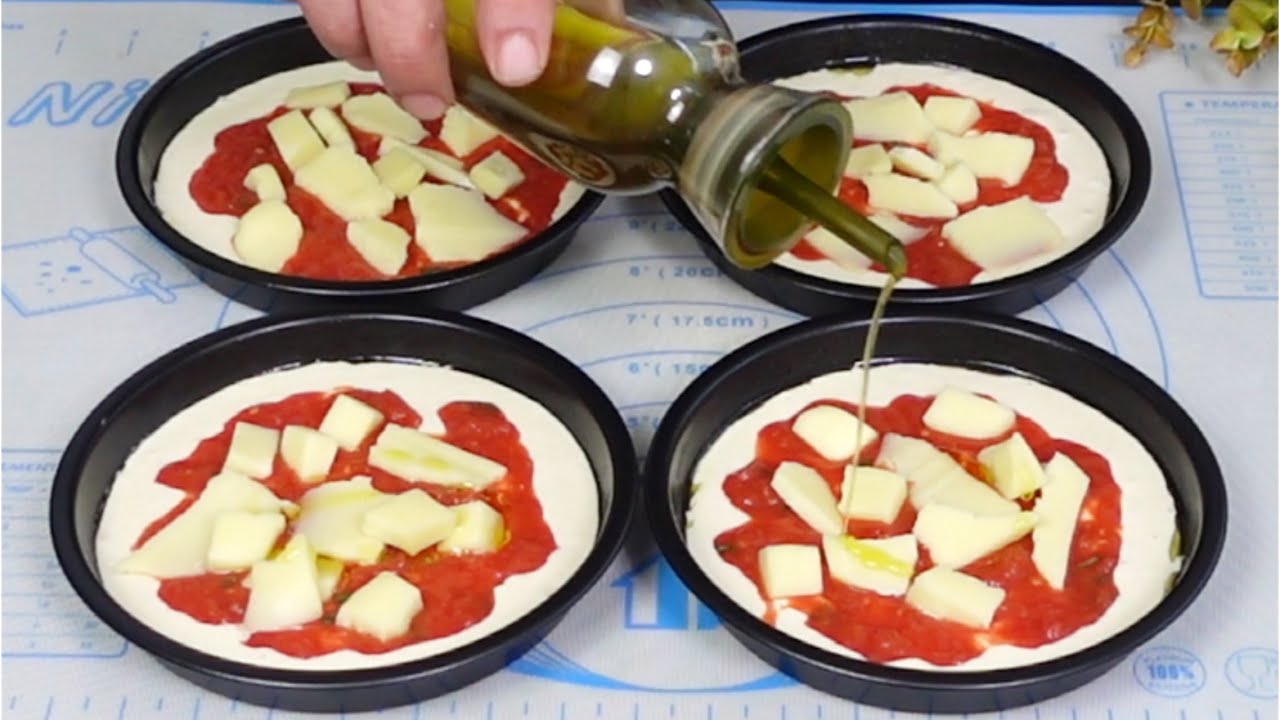 Small Pizzas with Liquid Dough! No Kneading with Neapolitan Sauce ...
