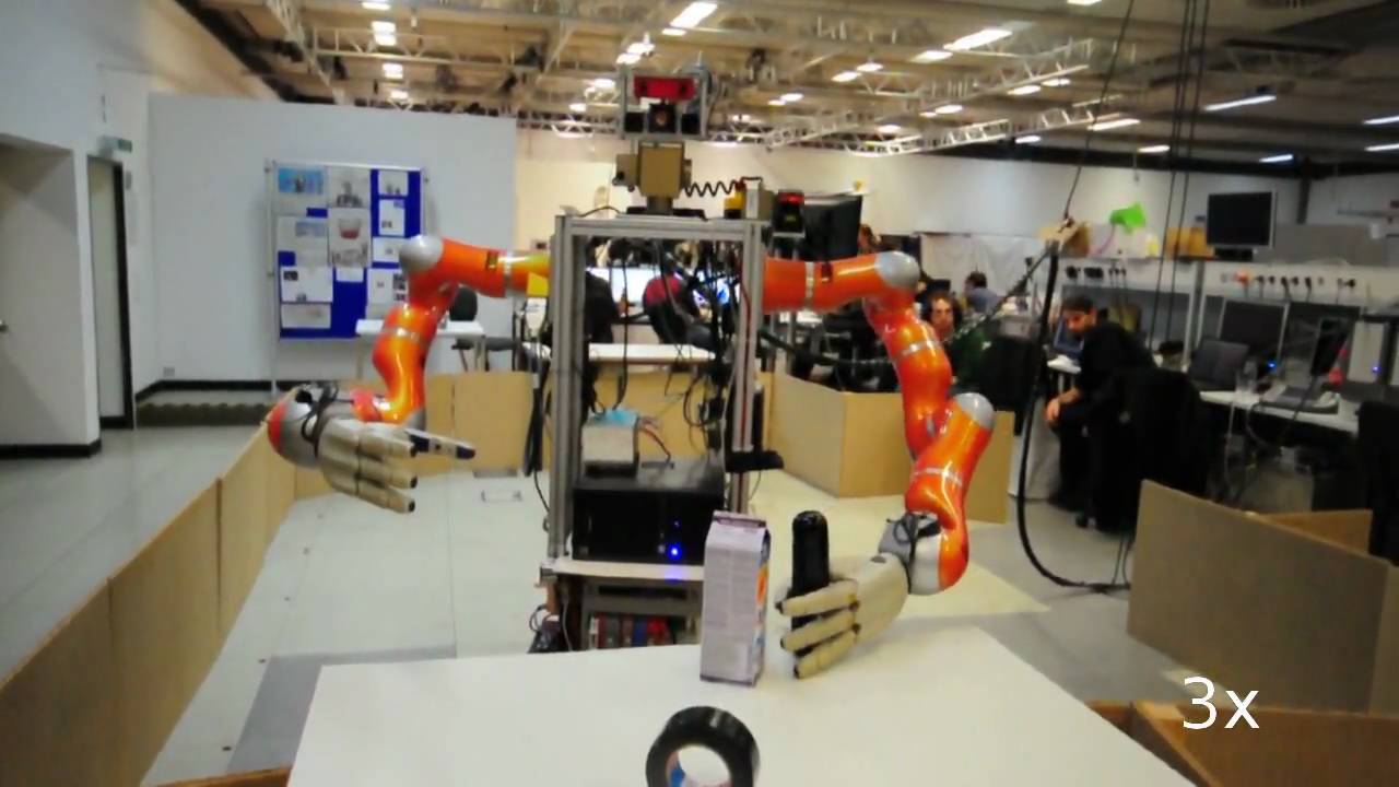Robot manipulation at the TUM (Munich) October 2009 - YouTube